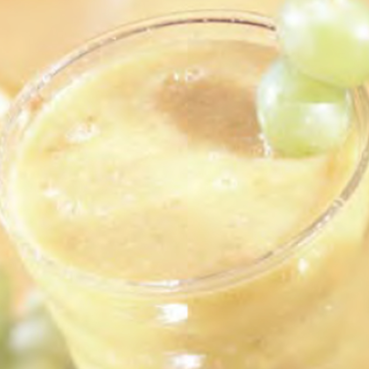 Quick and Creamy Grape Shake